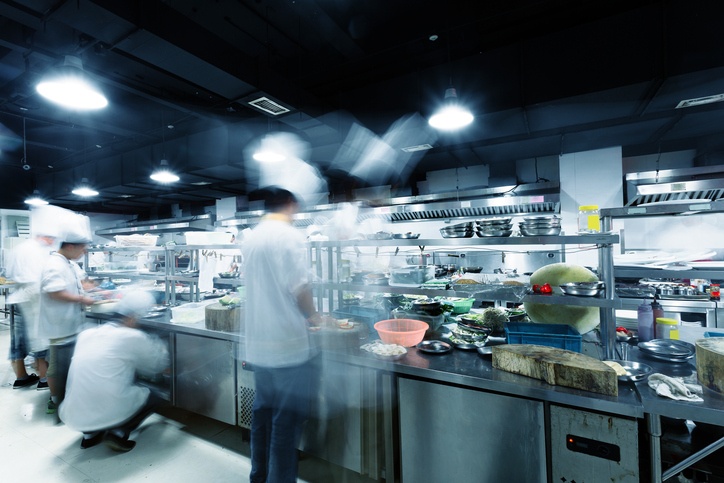 Kitchen Fire Safety Tips: Minimize Commercial Kitchen Risks